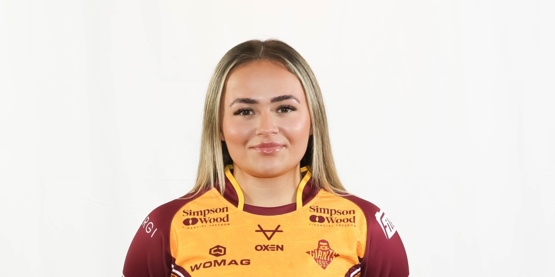Tilly Davies joins our Women's team